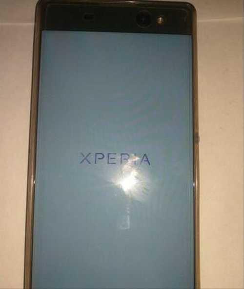 Продается Sony Xperia XA (F3211)
