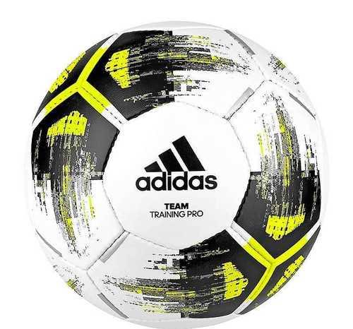 Мяч футбольный Adidas Team Training Pro CZ2233 р.5