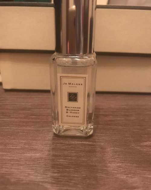 Jo Malone nectarine blossom and honey cologne