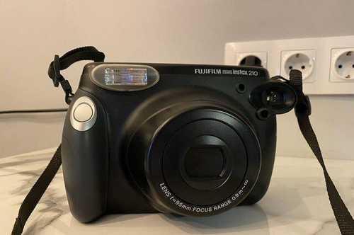 Фотоаппарат Fujifilm Instax 210