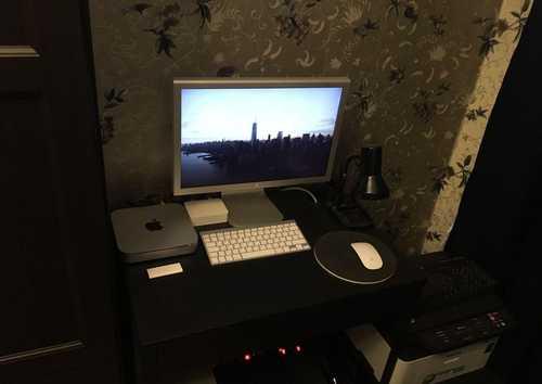 Apple Mac mini, apple Cinema Display