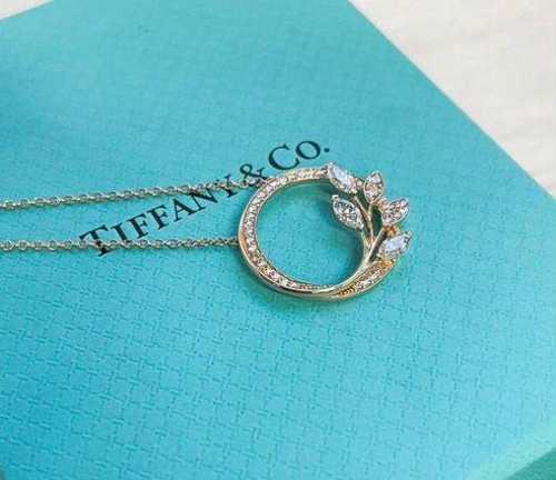 Золотое колье Tiffany 6.05 гр 0.7 ct