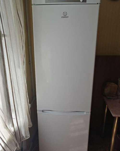Холодильник Indesit es-18