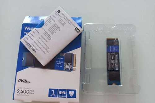 Жёсткий диск M2 1TB WD Blue SN550 WDS100T2B0C