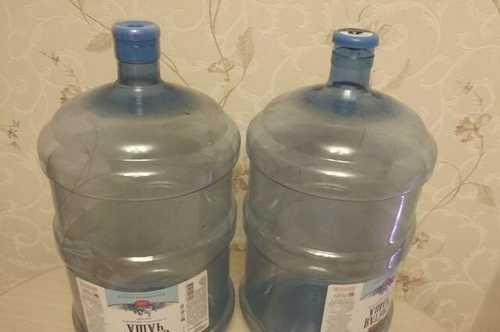Объем 19 литров. Бутылка 19 литровая снизу надписи РС. Тумба под бутылку 19 литров закрытая. Бутыль Ботте, 3,8 л (дымчатая, Россия).