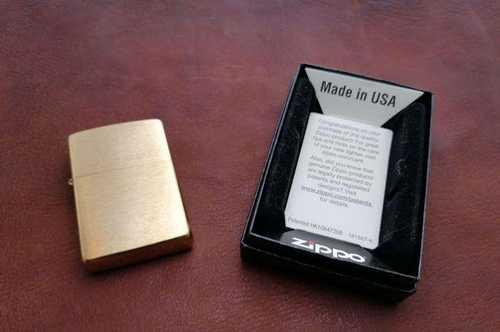 Ветроустойчивая зажигалка Zippo 204 Reg Br Sld Brs