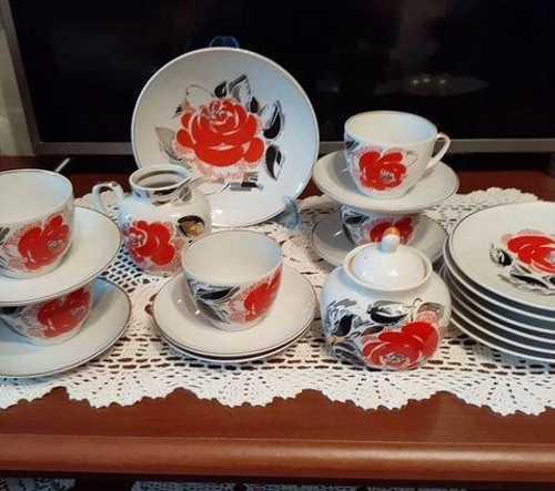 Сервиз чайный,Красный пион " лфз СССР