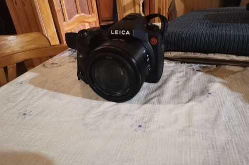 Фотоаппарат Leica V-Lux (Typ 114) и Nikon D7000