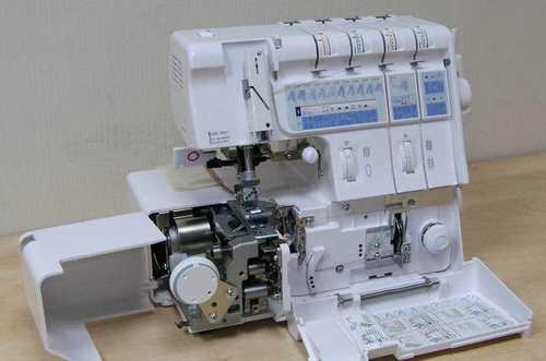 Коверлок Janome 1200D