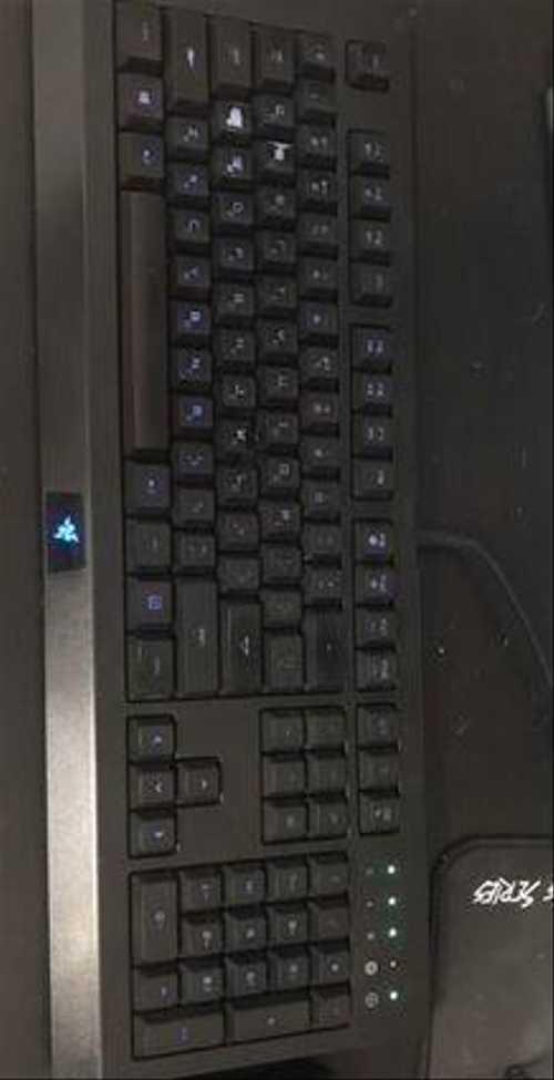 Игровая клавиатура и мышка Razer
