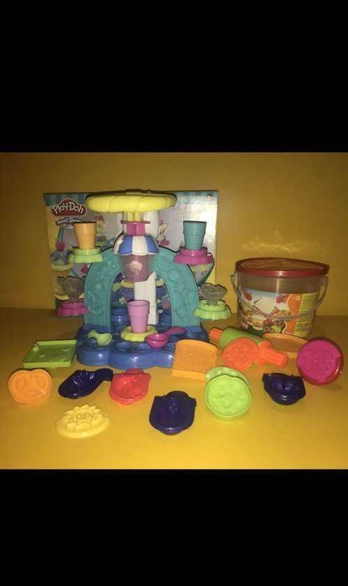 Игровой набор Play-Doh «Фабрика Мороженого»