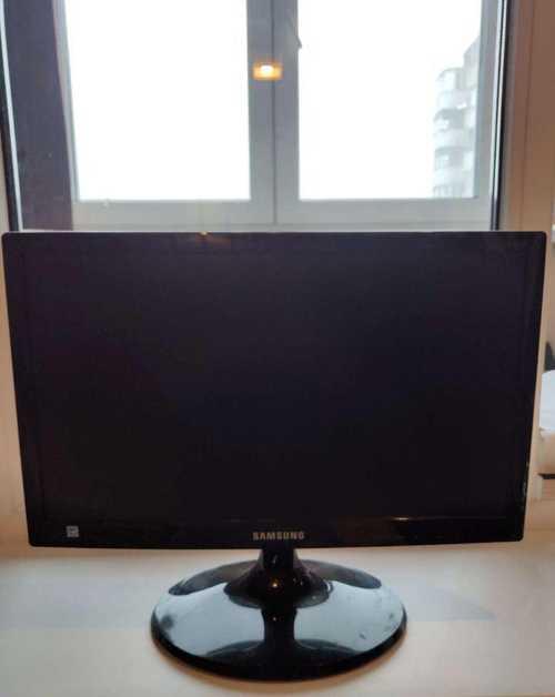 Монитор Samsung S19C300N