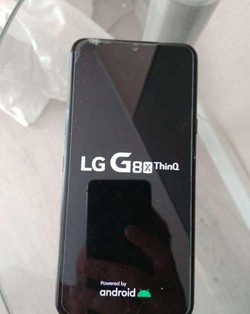 Телефон LG G8x