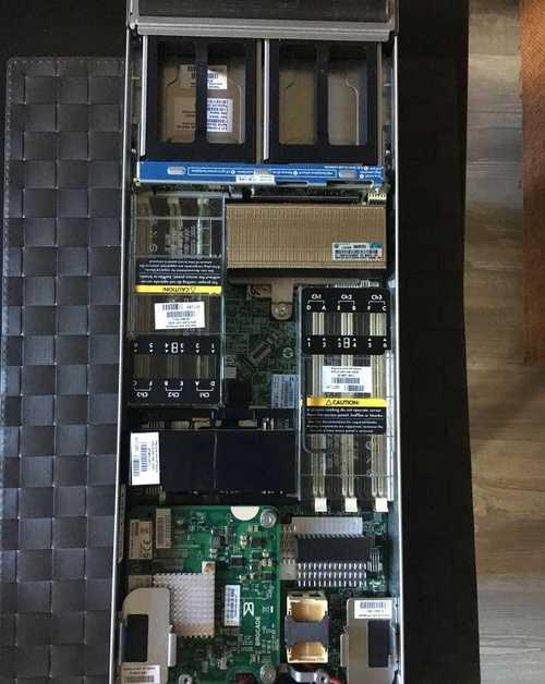 HP Proliant BL460c G7 (1x Xeon x 5650 6C 2.2)