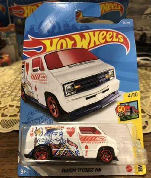 Hot Wheels модель Dodge Van 77 TH