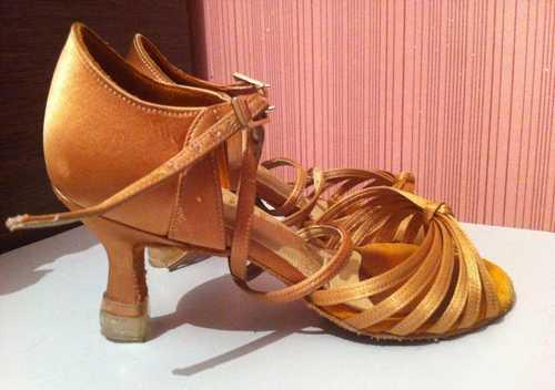 Туфли для бальных танцев, Ю-1, латина