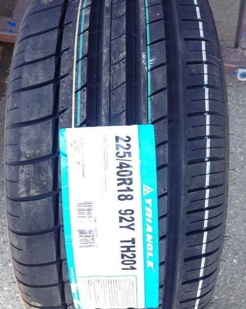 225/40 R18 Triangle TH201 новые летние шины
