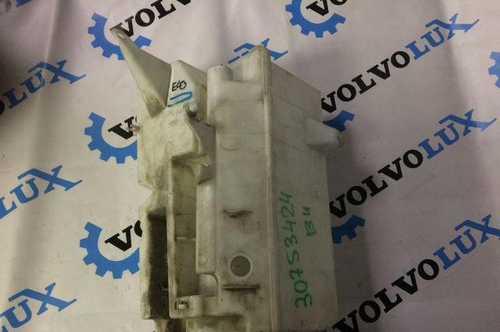 Бачок омывателя volvo XC60 30753424