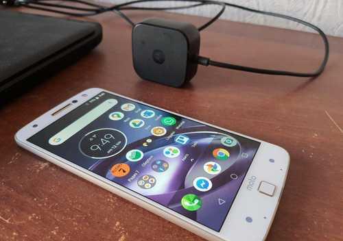 Телефон Motorola Moto Z (XT1650-03)