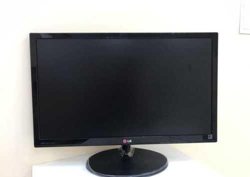 23.8" Монитор LG 24EA53T