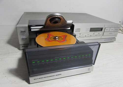 Philips CD303 CD-Плеер пр-ва Бельгия 1985г
