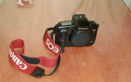Фотоаппарат Canon EOS 5