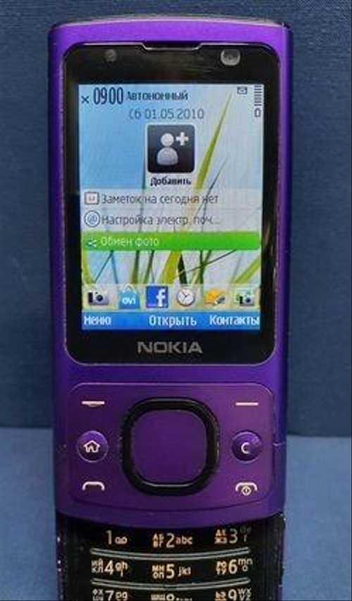 Смартфон Nokia 6700 Slide