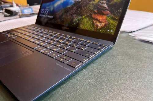 Asus zenbook UX390U