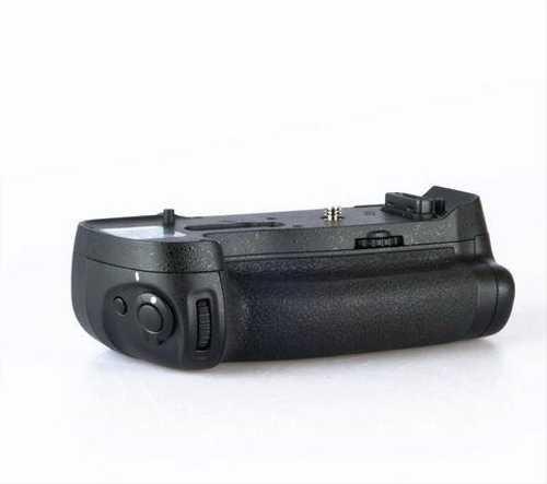 Nikon Батарейный блок MB-D18