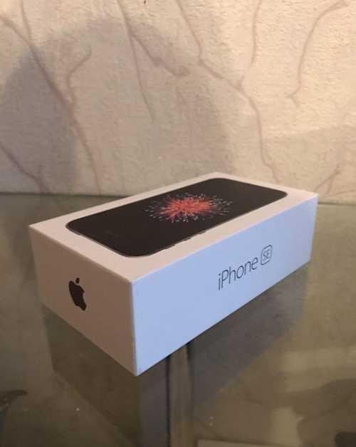 Коробка от iPhone SE Space Gray 64gb
