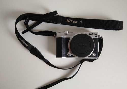 Nikon 1 J5