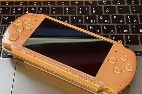 Sony PSP Pink limited edition