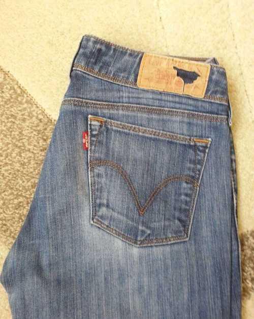 Джинсы Levi's 572 boot cut