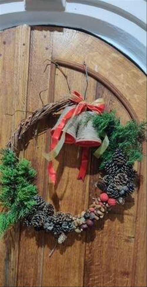 Рождественский венок на дверь