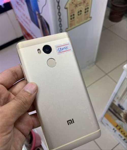 Телефон Xiaomi red mi 4 3/32 gold