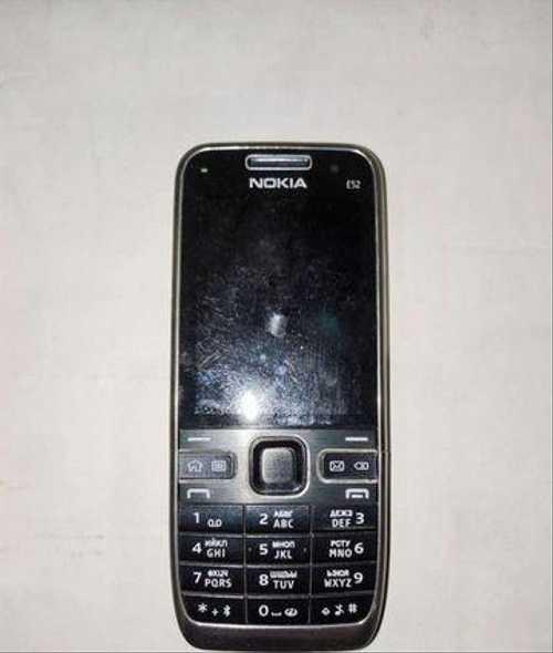 Телефон Nokia E52