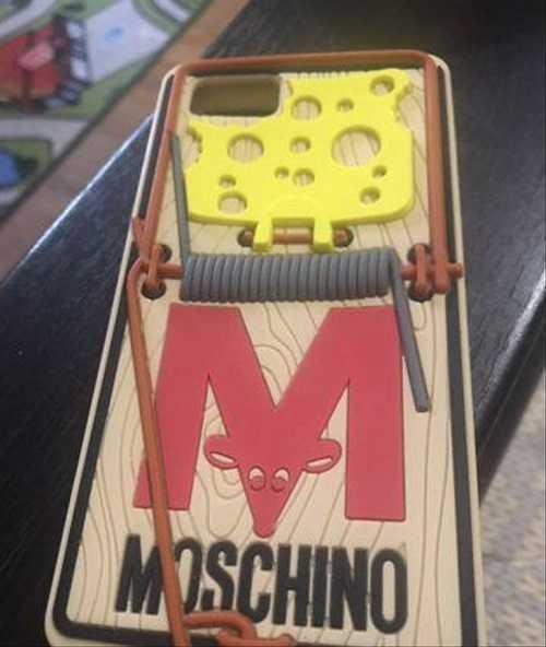 Чехол Love Moschino iPhone 7