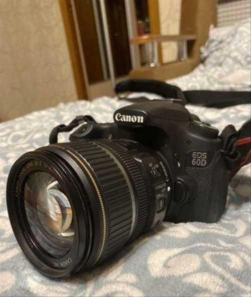 Зеркальный фотоаппарат Canon 60D