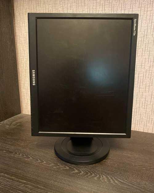 Продам монитор SAMSUNG 713 n,17"