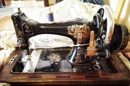 Продается ручная швейная машинка Кайзер