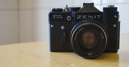 Фотоаппарат Zenit TTL, фильмоскоп