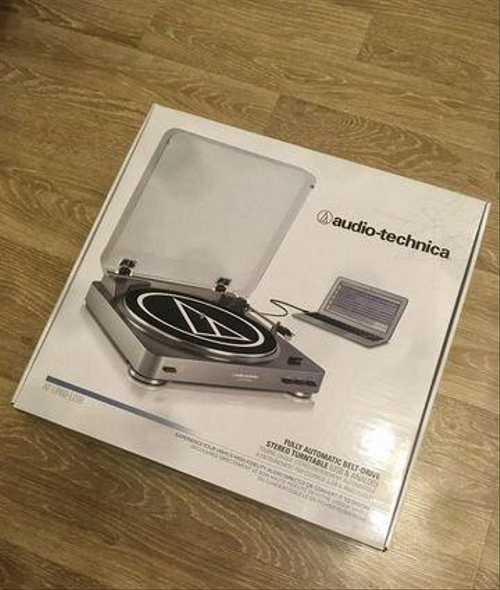 Проигрыватель винила Audio-Technica AT-LP60 USB