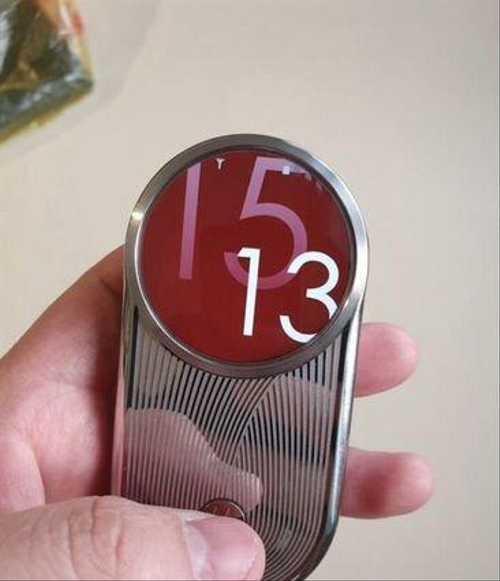 Телефон Motorola Aura