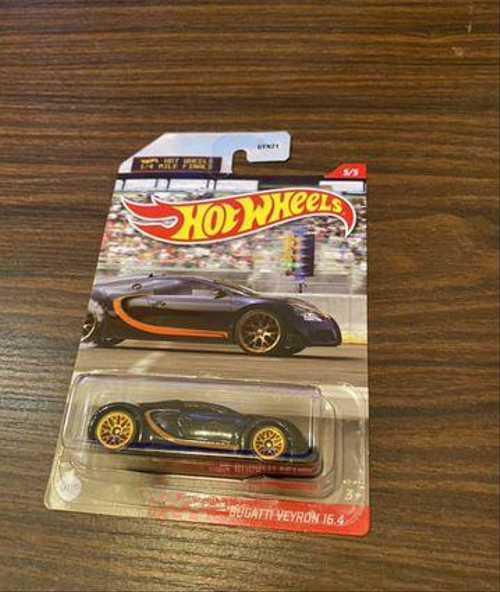 Hot Wheels 1/4 mile finals Bugatti Veyron 16.4