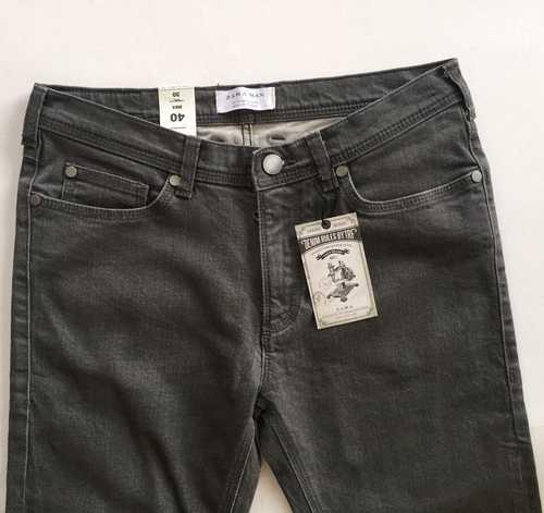 Джинсы Zara новые, (р.31) Испания
