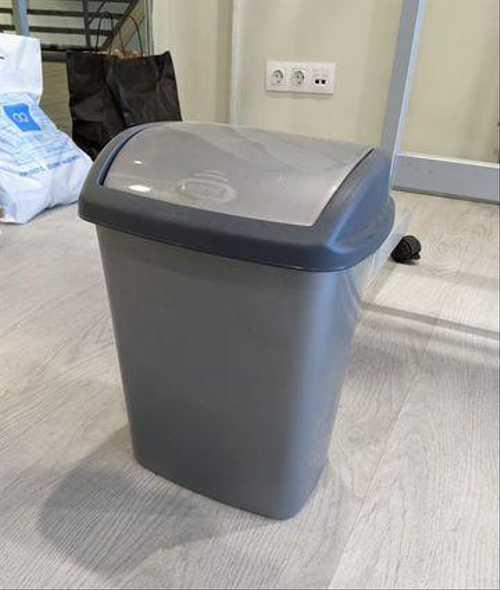 Мусорное ведро