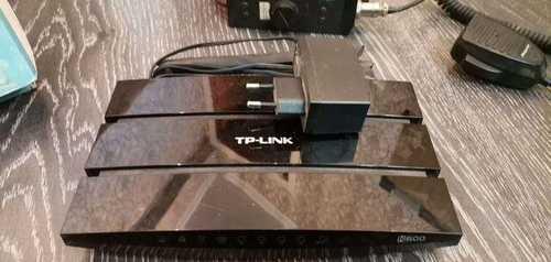 Роутер TP-link TL-WDR3500 N600