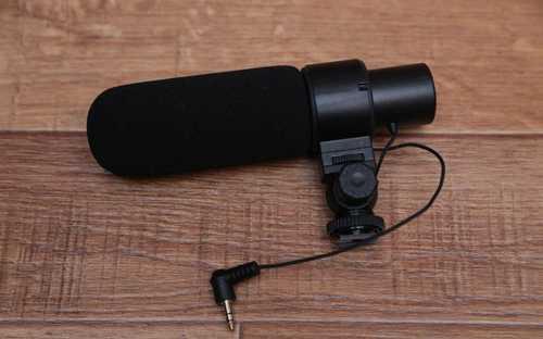 Микрофон пушка Aputure V-Mic D1