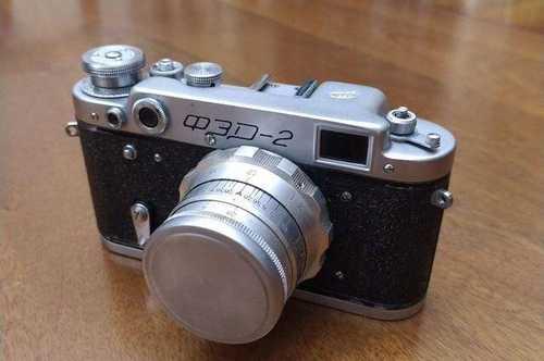 Плёночный фотоаппарат фэd-2