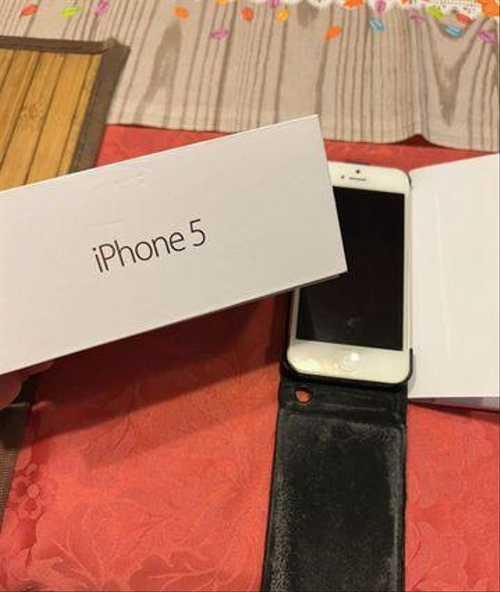 IPhone 5 16gb, цвет белый, полный комплект